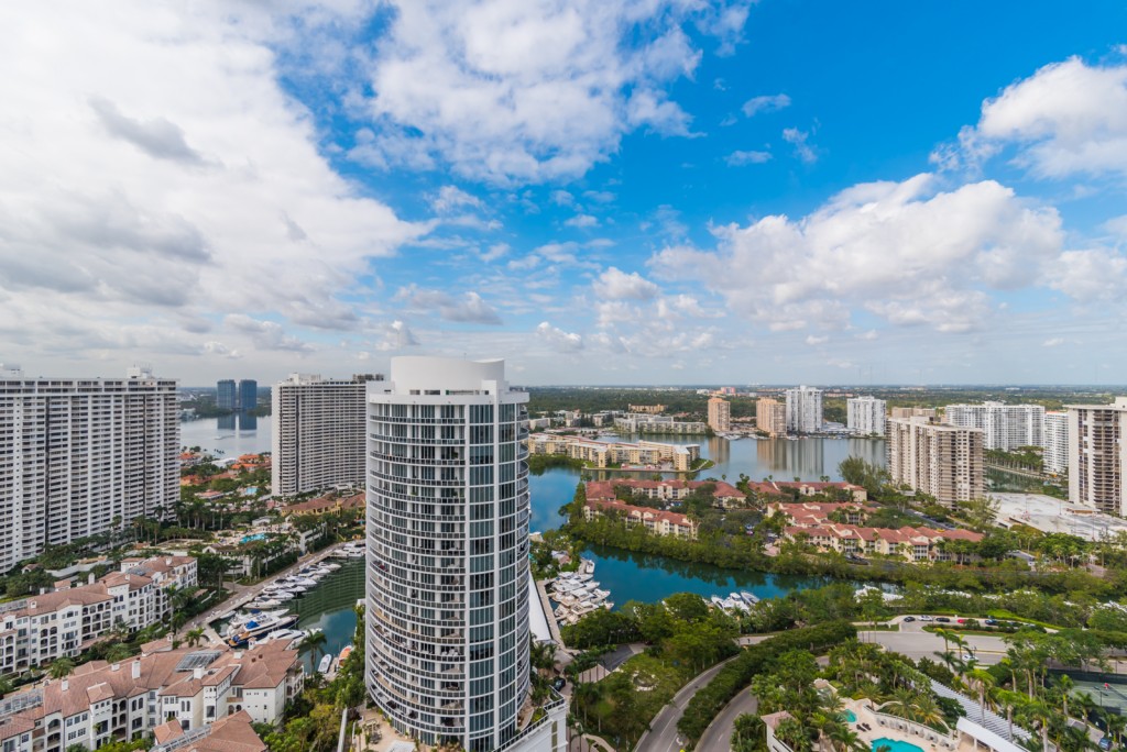DSC_1786 - Acqualina Mansions